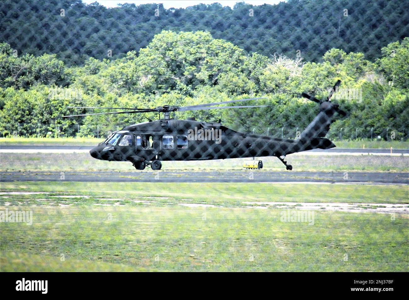 Uh 60v black hawk testing hi-res stock photography and images - Alamy