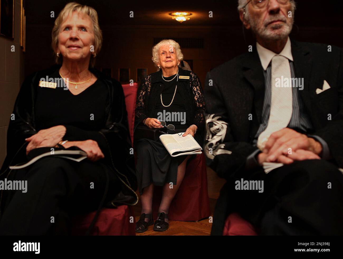 From left, ushers Mary Wond and Ellen Champlin (an usher for the S.F ...