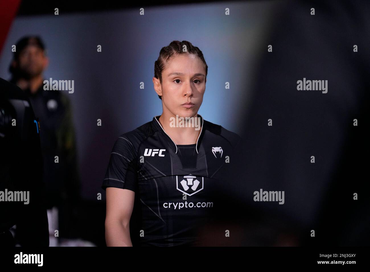 LAS VEGAS, NV - OCTOBER 15: Alexa Grosso prepares to fight Viviane ...