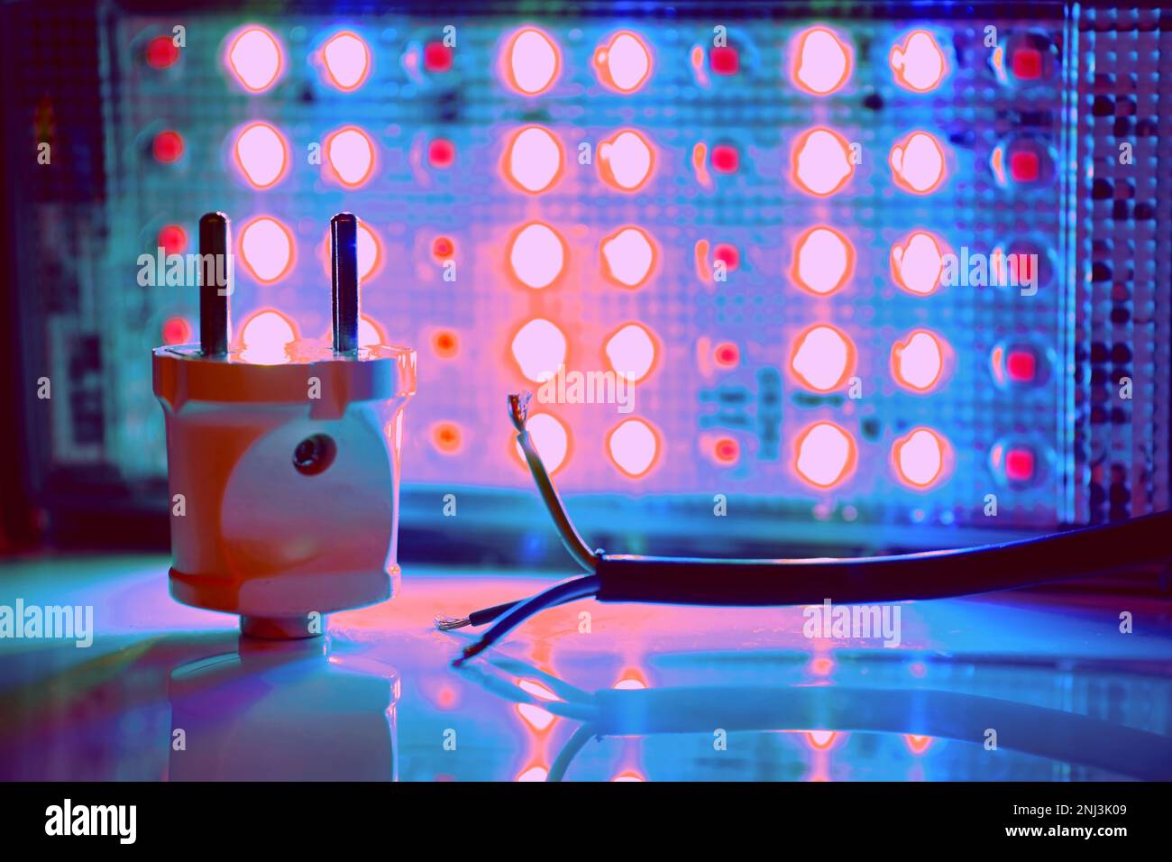 Three core electric cable hi-res stock photography and images - Alamy