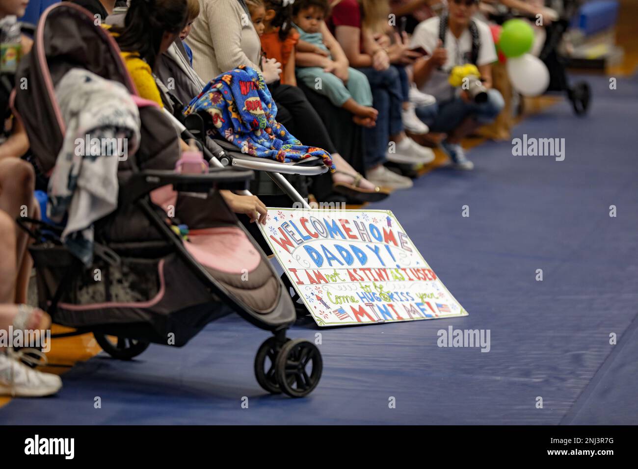 Family members and friends of Soldiers assigned to Alpha Company, 548th ...