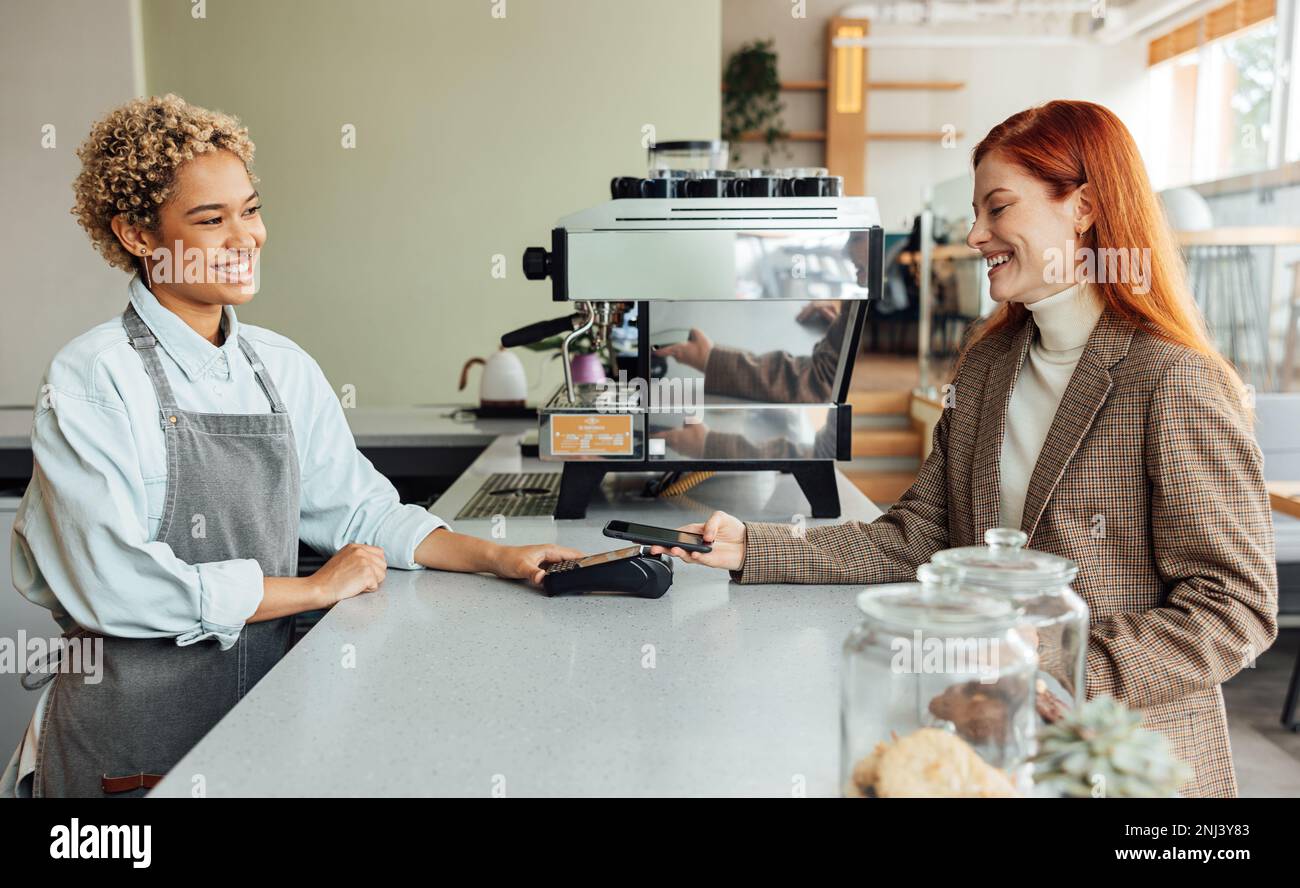 Happy client hi-res stock photography and images - Alamy