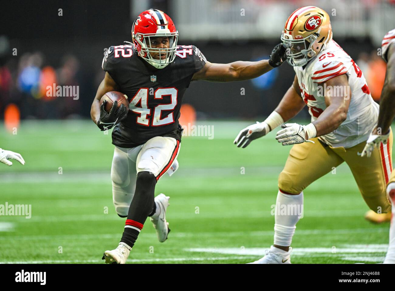 ATLANTA, GA – OCTOBER 16: Atlanta running back Caleb Huntley (42) stiff ...