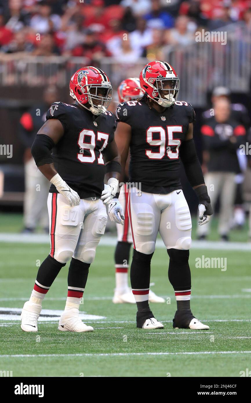 ATLANTA, GA - OCTOBER 16: Atlanta Falcons defensive end Grady Jarrett ...