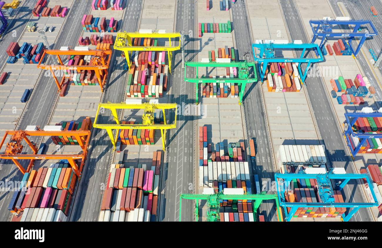 (230222) -- TIANJIN, Feb. 22, 2023 (Xinhua) -- This aerial photo taken ...