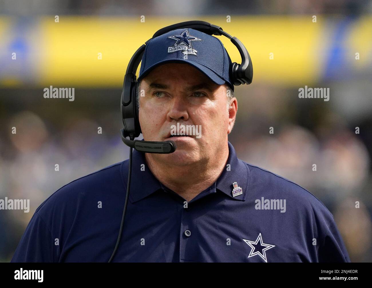 INGLEWOOD, CA - OCTOBER 09: Mike McCarthy head coach of the Dallas ...