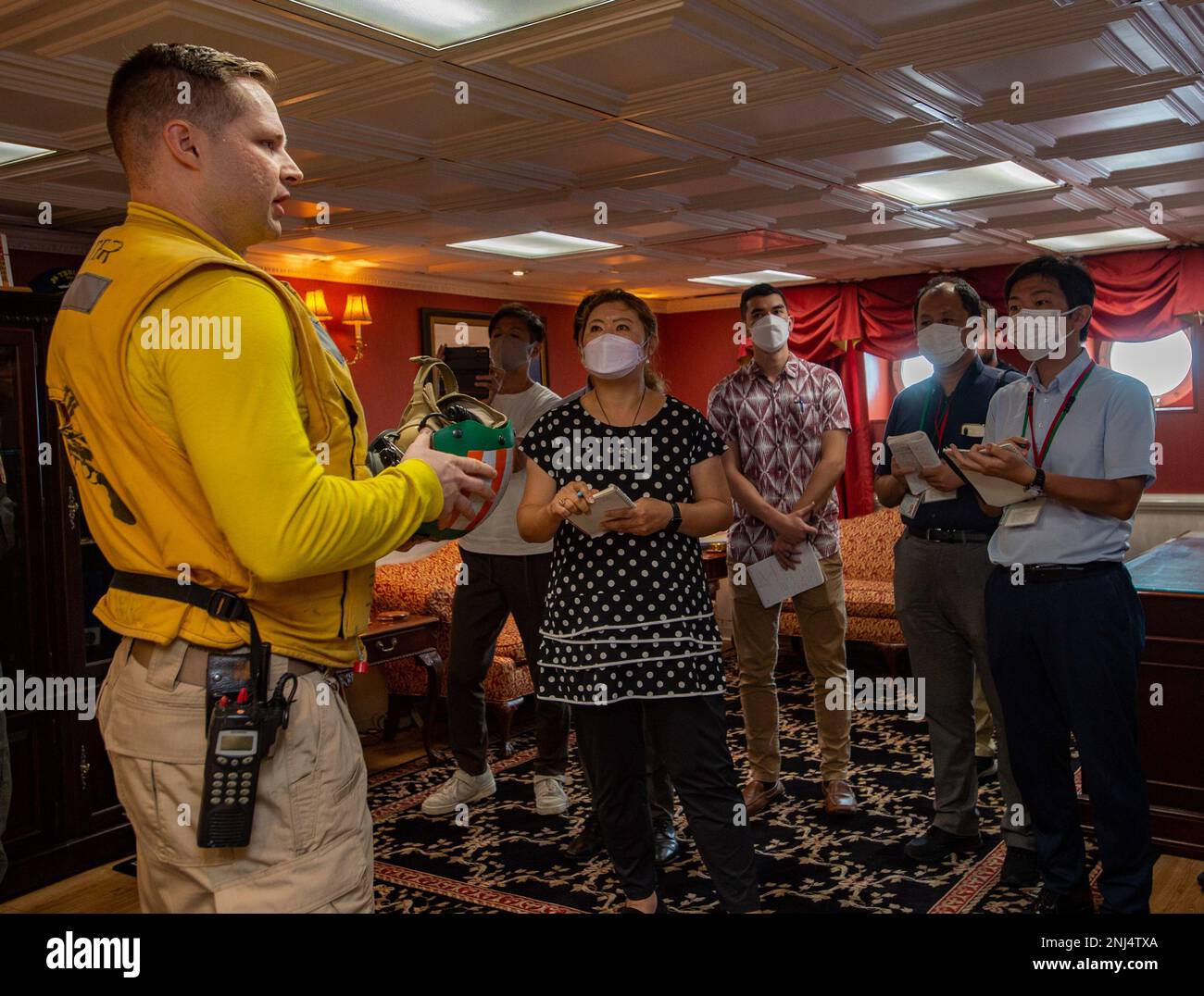 220805-N-JO823-1031 PHILIPPINE SEA (Aug. 5, 2022) Lt. Thomas Whiting ...