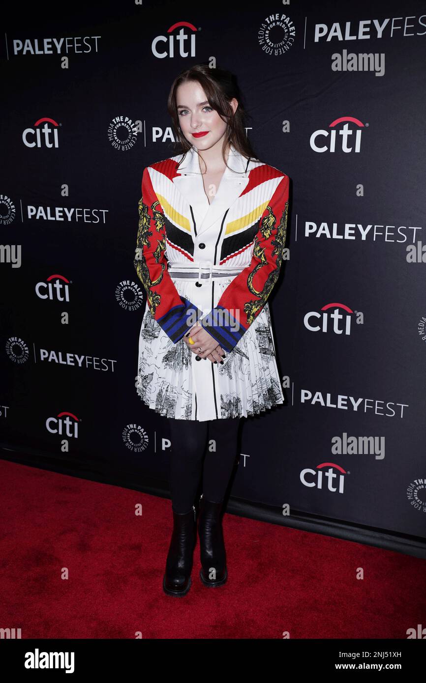 Photo by: John Nacion/STAR MAX/IPx 2022 10/10/22 Mckenna Grace at the ...