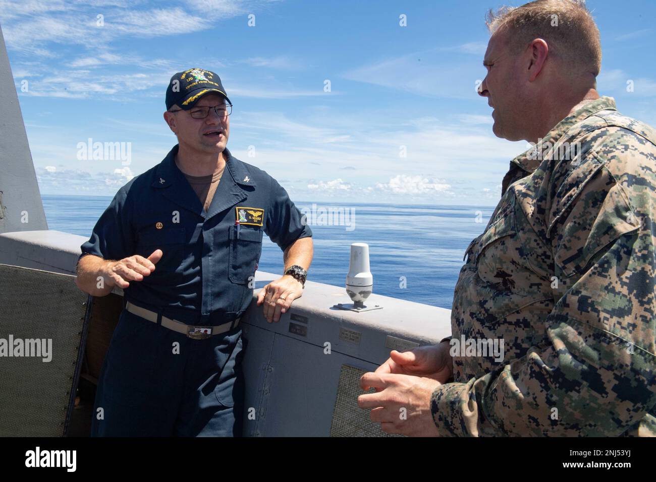 220805-N-XB010-1007 PHILIPPINE SEA (Aug. 5, 2022) Captain Douglas ...