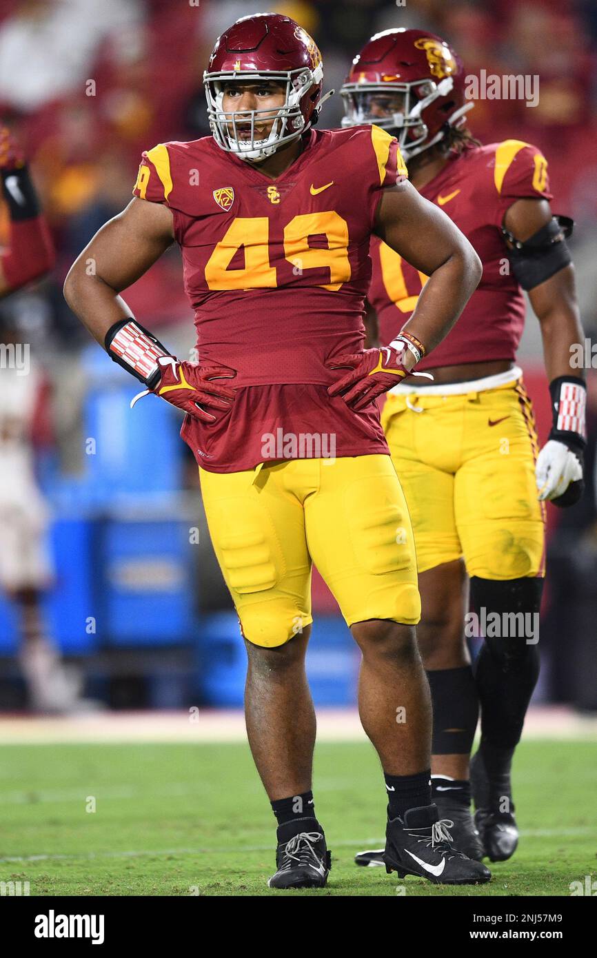 LOS ANGELES, CA - OCTOBER 01: USC Trojans defensive lineman Tuli ...