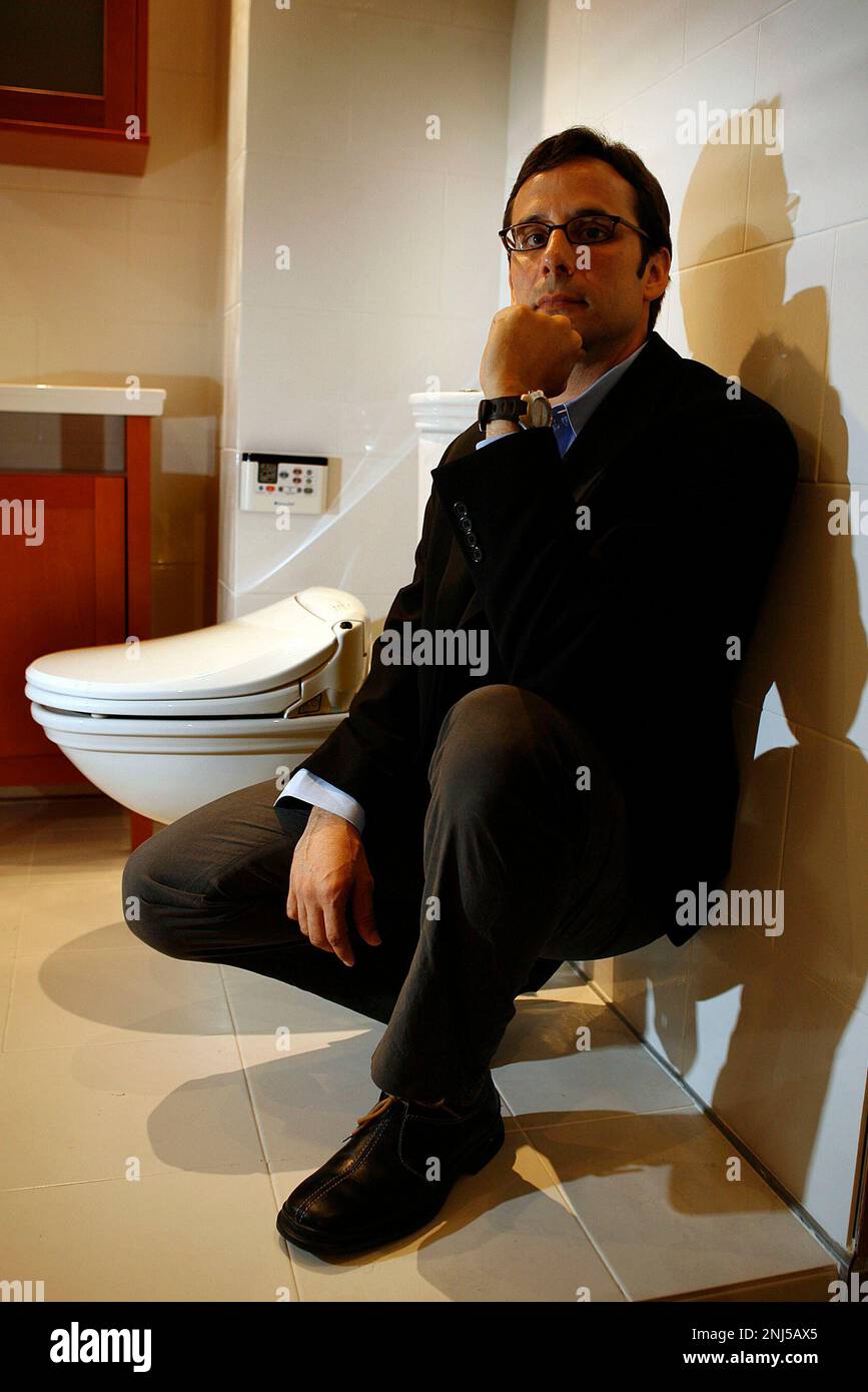 TOILET 055 LH.JPG San Francisco's Brondell Inc. is a startup selling ...