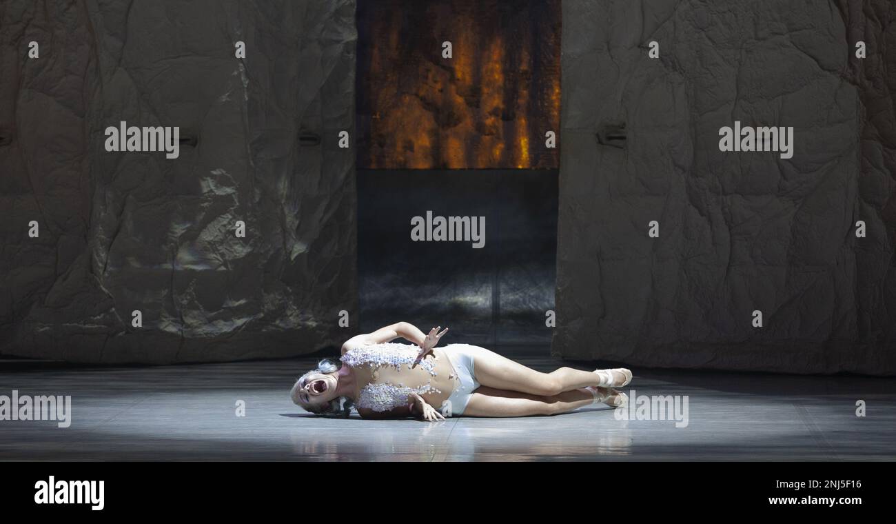 Northern Ballet The Little Mermaid, Sheffield Lyceum 2022 Stock Photo - Alamy