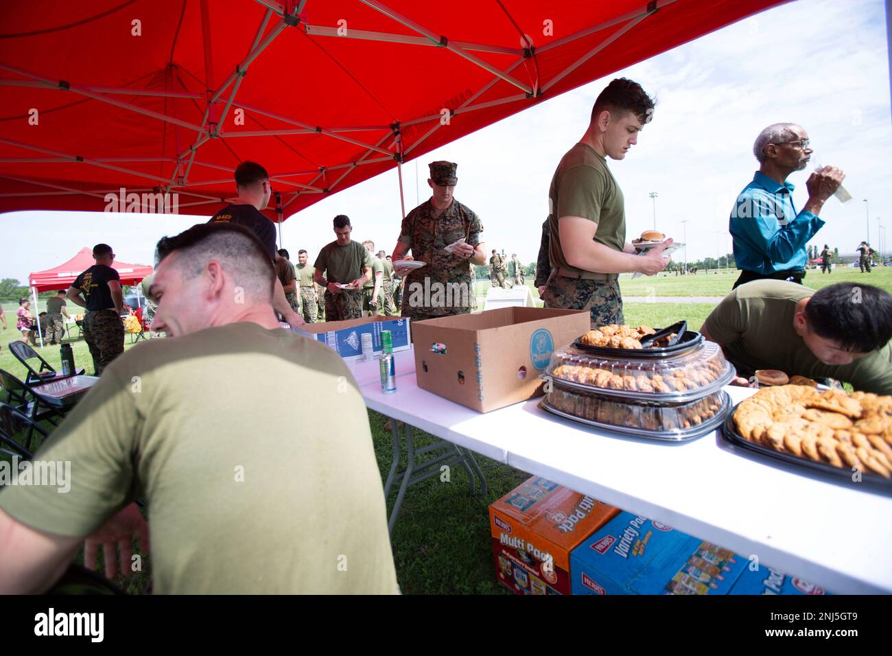 U.S. Marines with Fleet Marine Force, Atlantic (FMFLANT), Marine Forces ...