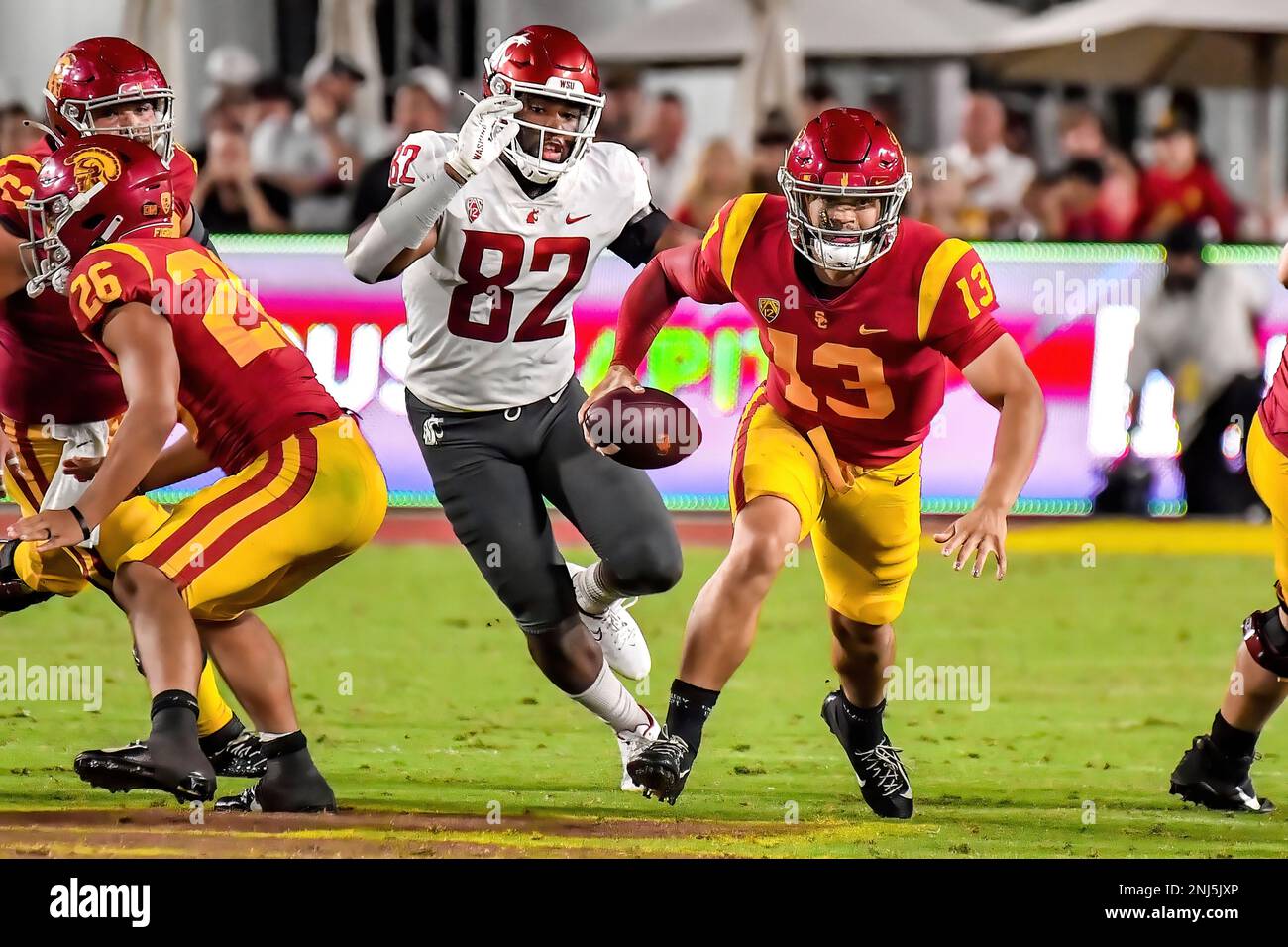October 8, 2022 Los Angeles, CA.USC Trojans quarterback Caleb Williams ...