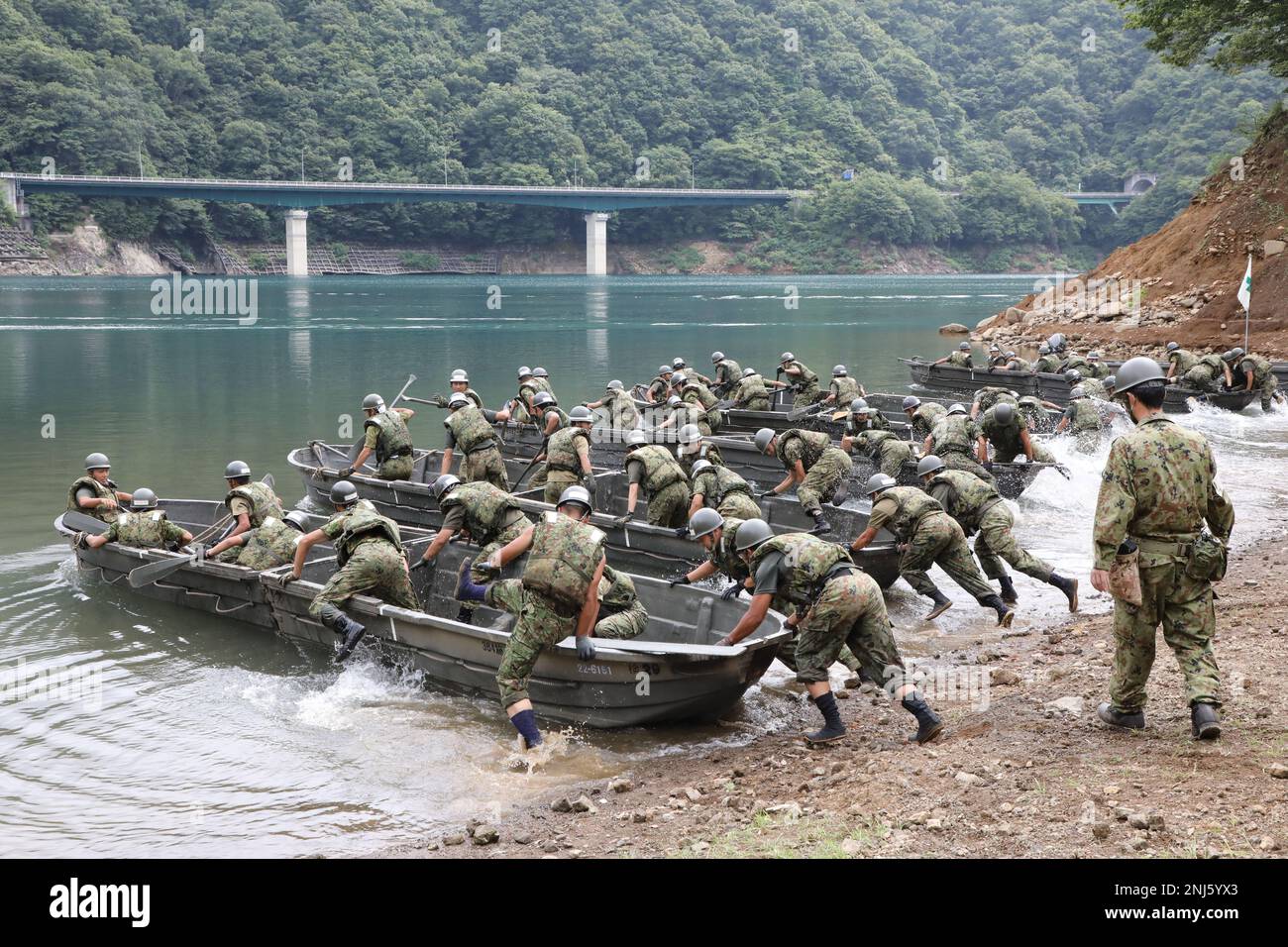 Advanced Individual Training recruits from the Japanese Ground Self ...