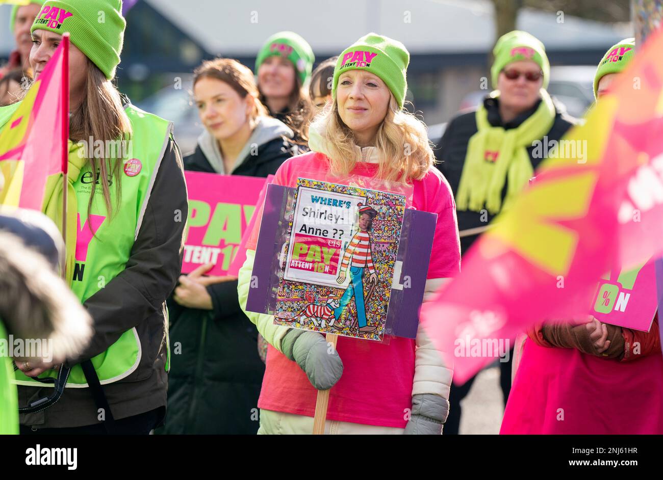 Teachers from the Educational Institute of Scotland (EIS) union take ...