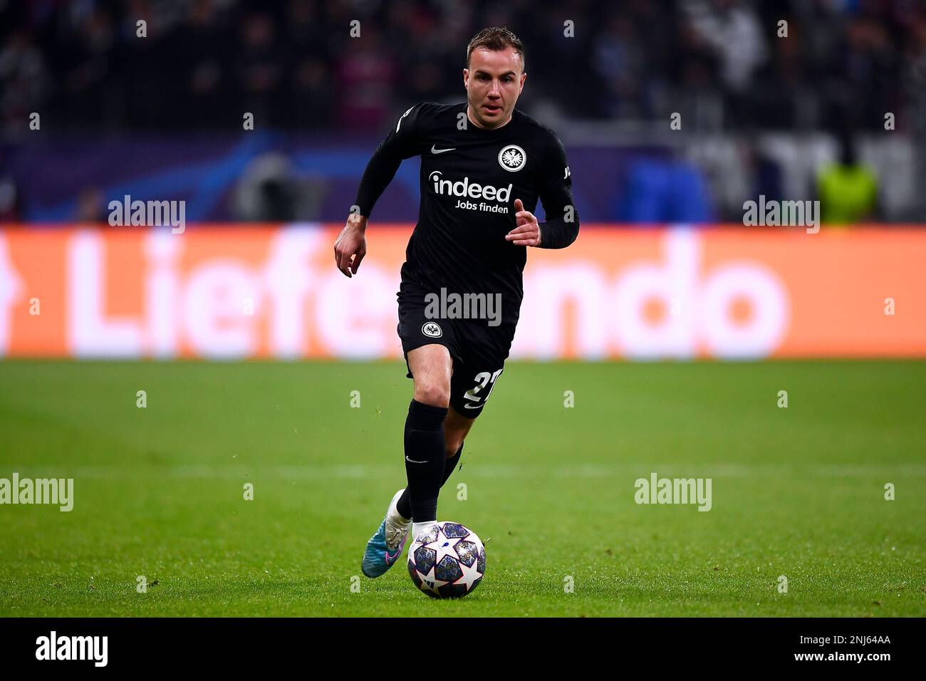 Mario gotze eintracht frankfurt hi-res stock photography and images - Alamy