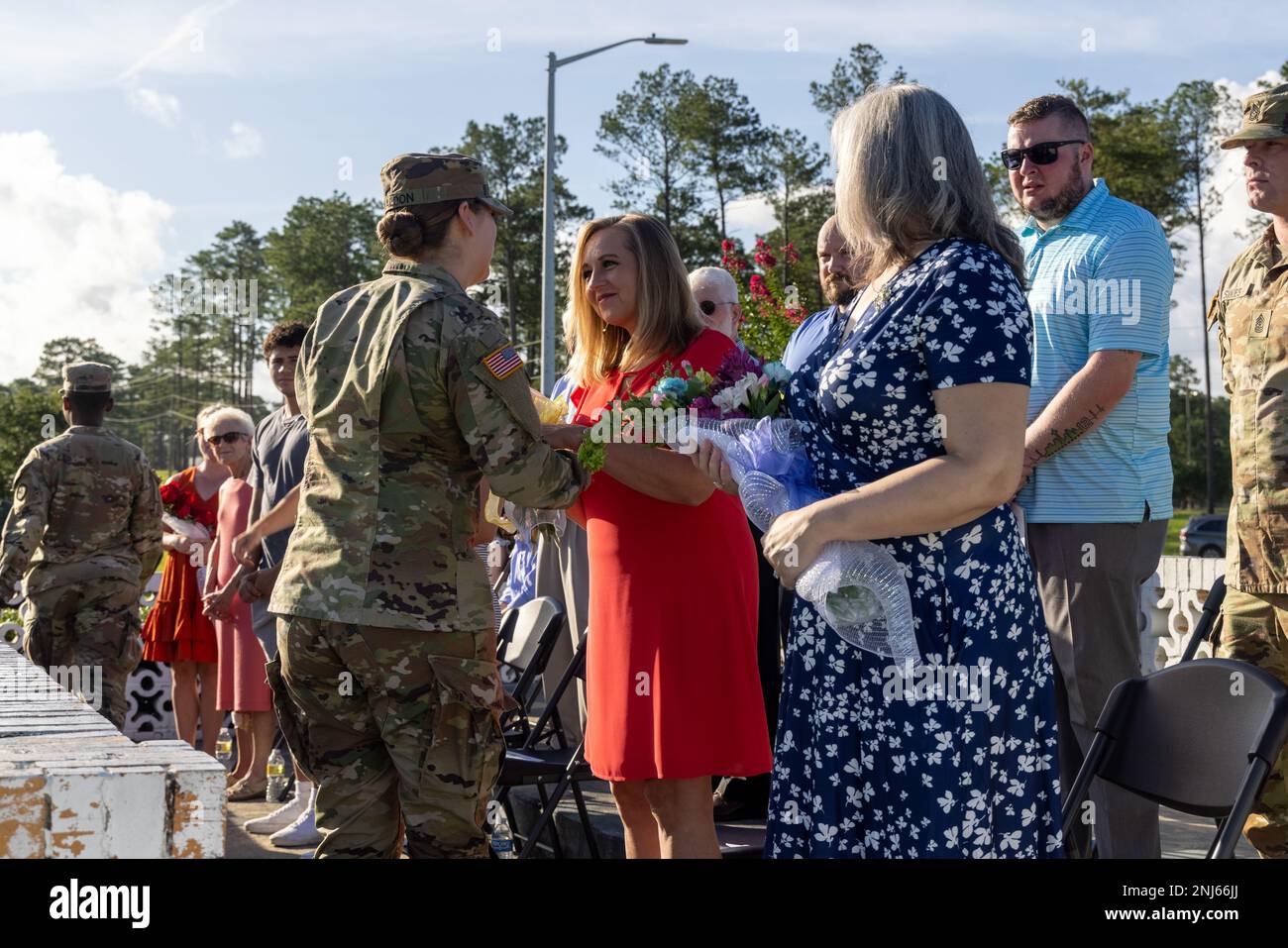 290th Military Police Brigade, U.S. Army Reserve, held a change of ...
