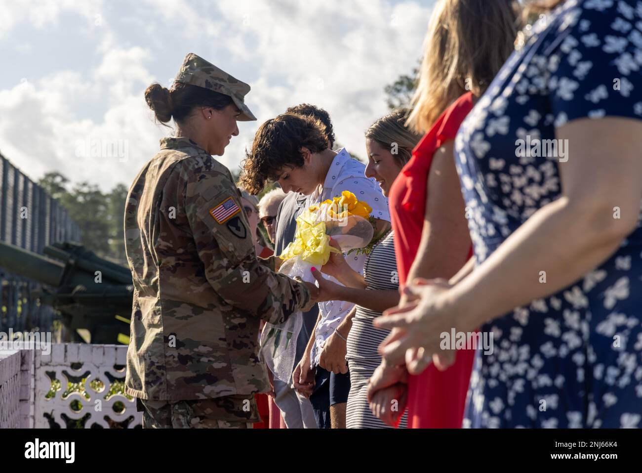 290th Military Police Brigade, U.S. Army Reserve, held a change of ...