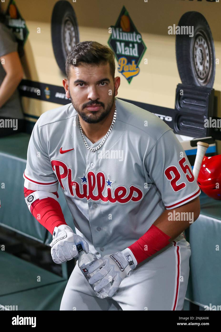 HOUSTON, TX - OCTOBER 04: Philadelphia Phillies first baseman Darick ...