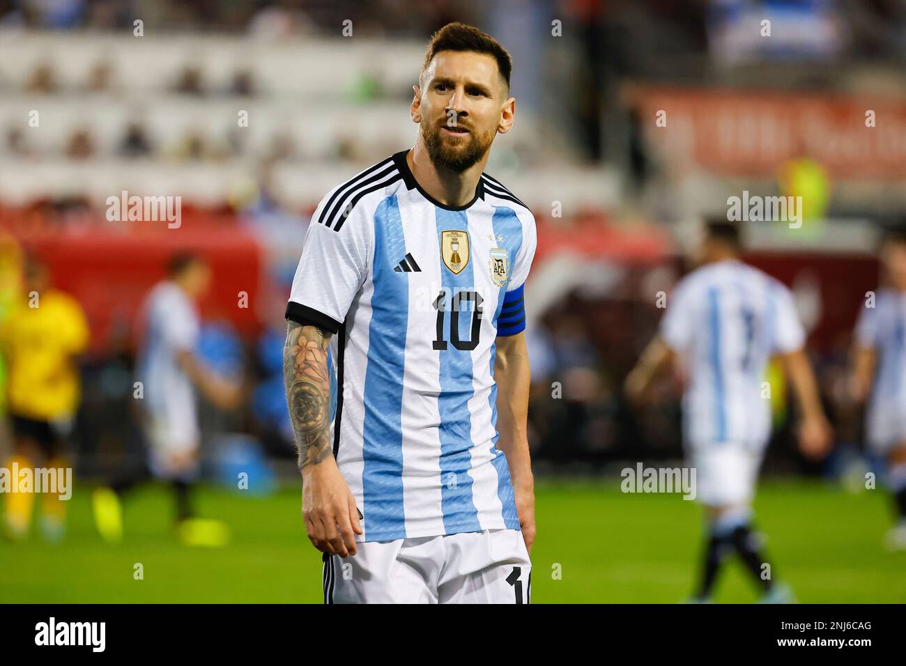 HARRISON, NJ - SEPTEMBER 27: Argentina forward Lionel Messi (10) during ...