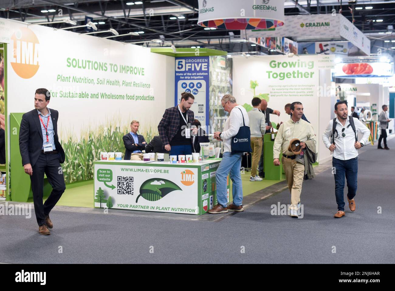 Atmosphere at the International Fruit and Vegetable Fair, 'Fruit ...