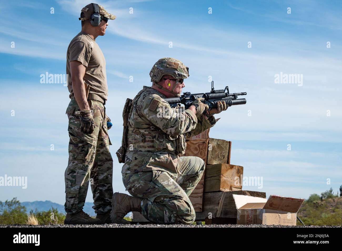 Reserve Citizen Airmen of 944th Fighter Wing Security Forces train and ...