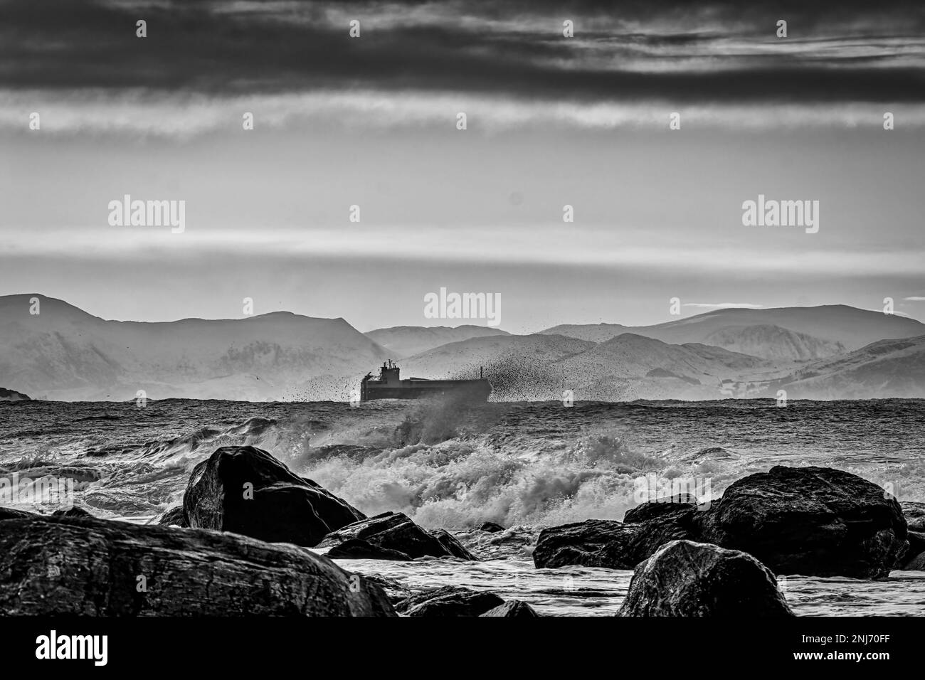 Outdoor recreation sunset Black and White Stock Photos & Images - Alamy
