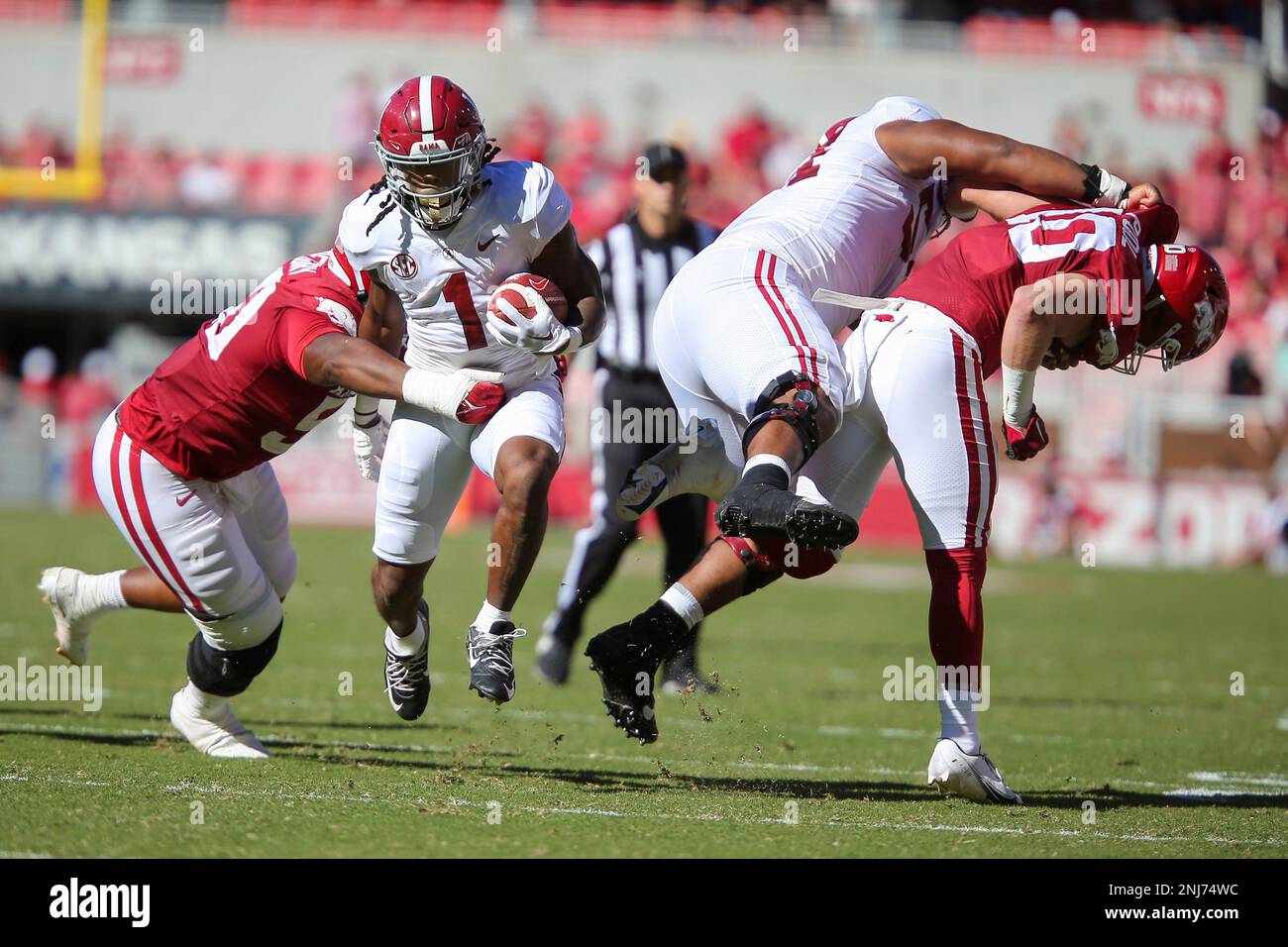 October 1, 2022: Alabama running back Jahmyr Gibbs #1 brings the ball ...