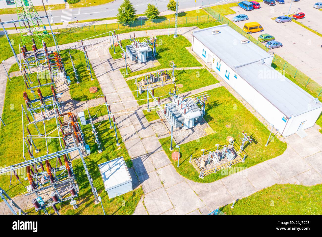 Electrical substation featuring wires Stock Photo - Alamy
