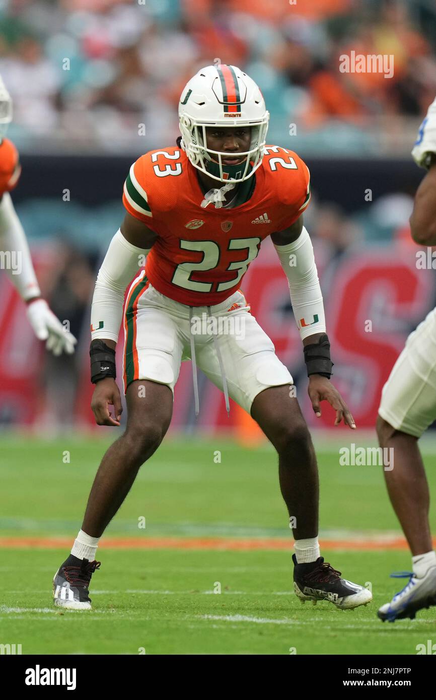 MIAMI GARDENS, FL - SEPTEMBER 24: Miami Hurricanes cornerback Te'Cory ...