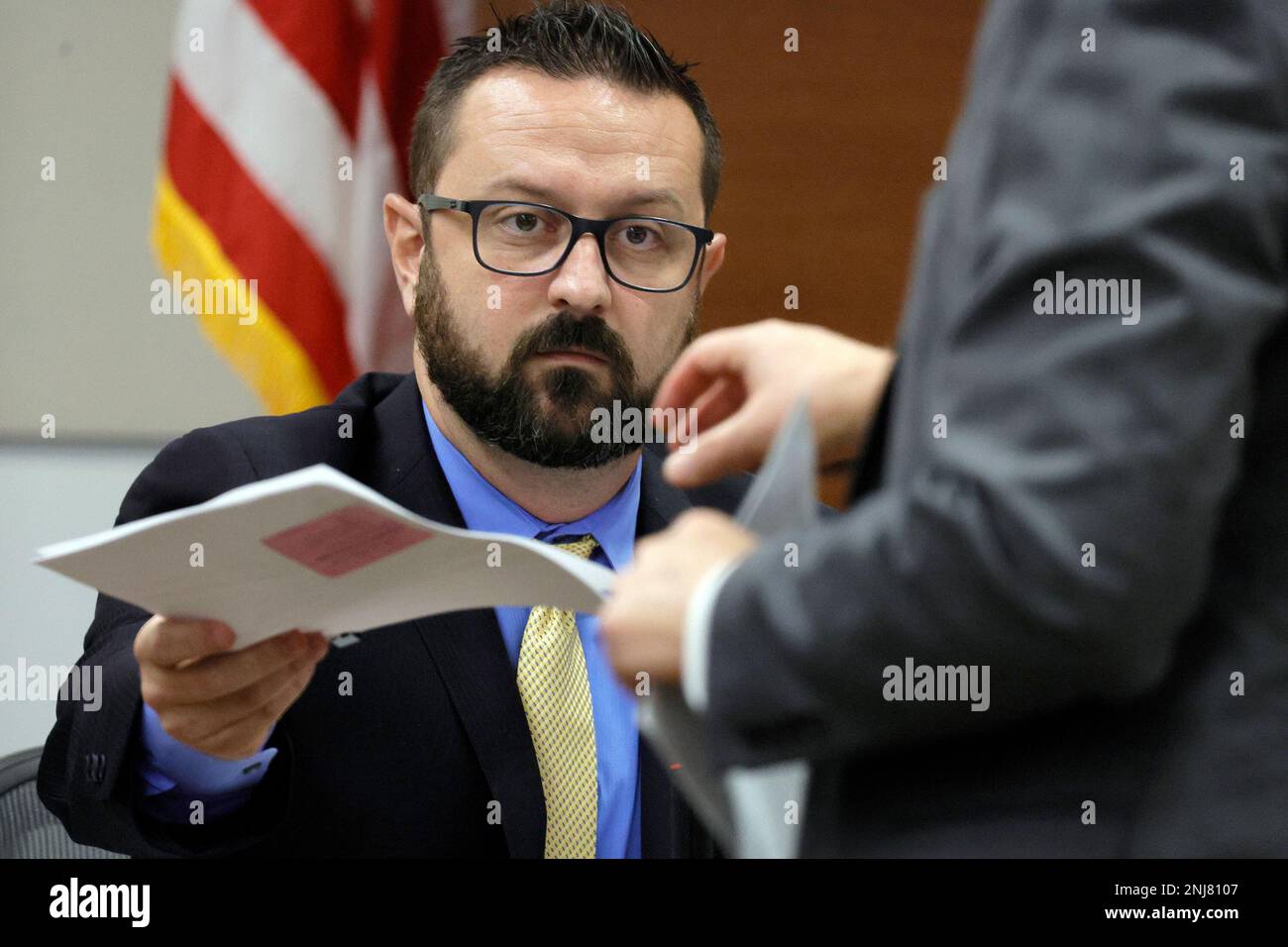 Broward Sheriff's Office detective Nick Masters testifies during the ...