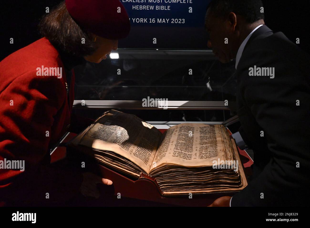 The Earliest , Most Complete Hebrew Bible Ever Discovered . A Vital ...