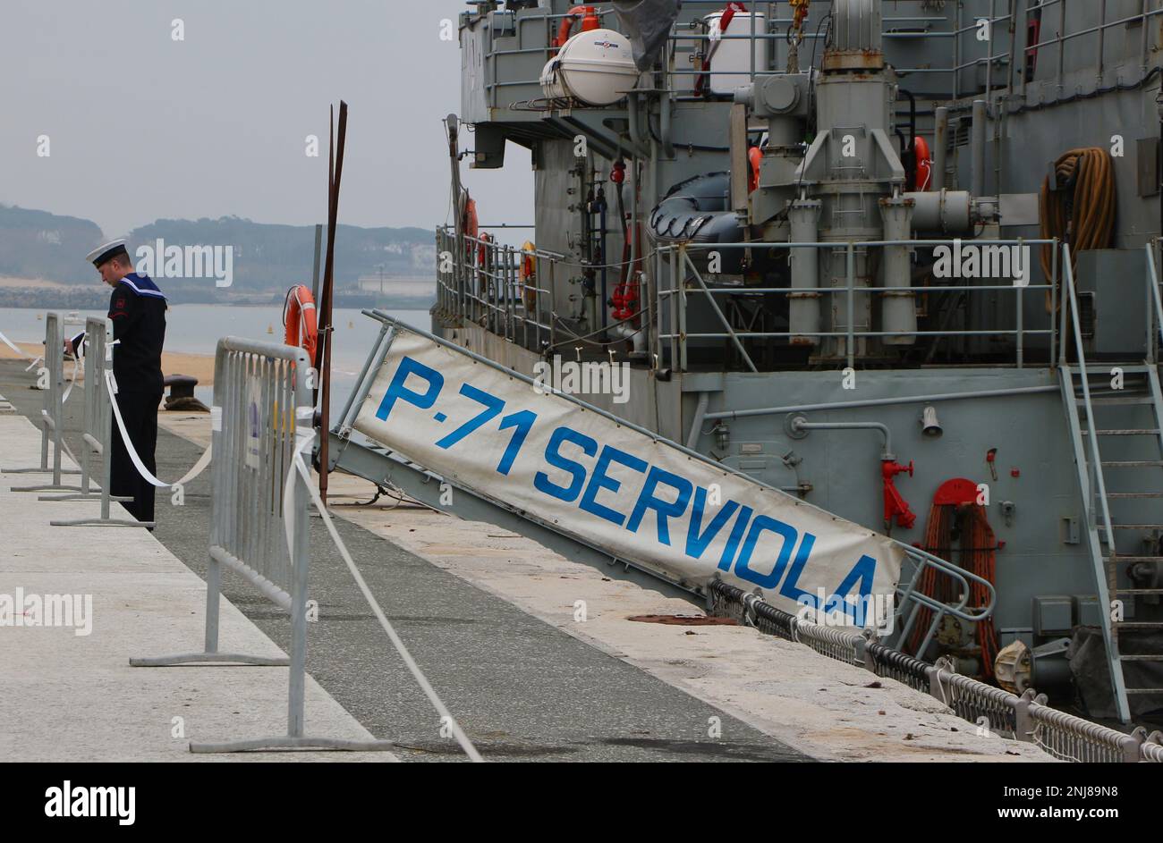 Roped off area hi-res stock photography and images - Alamy