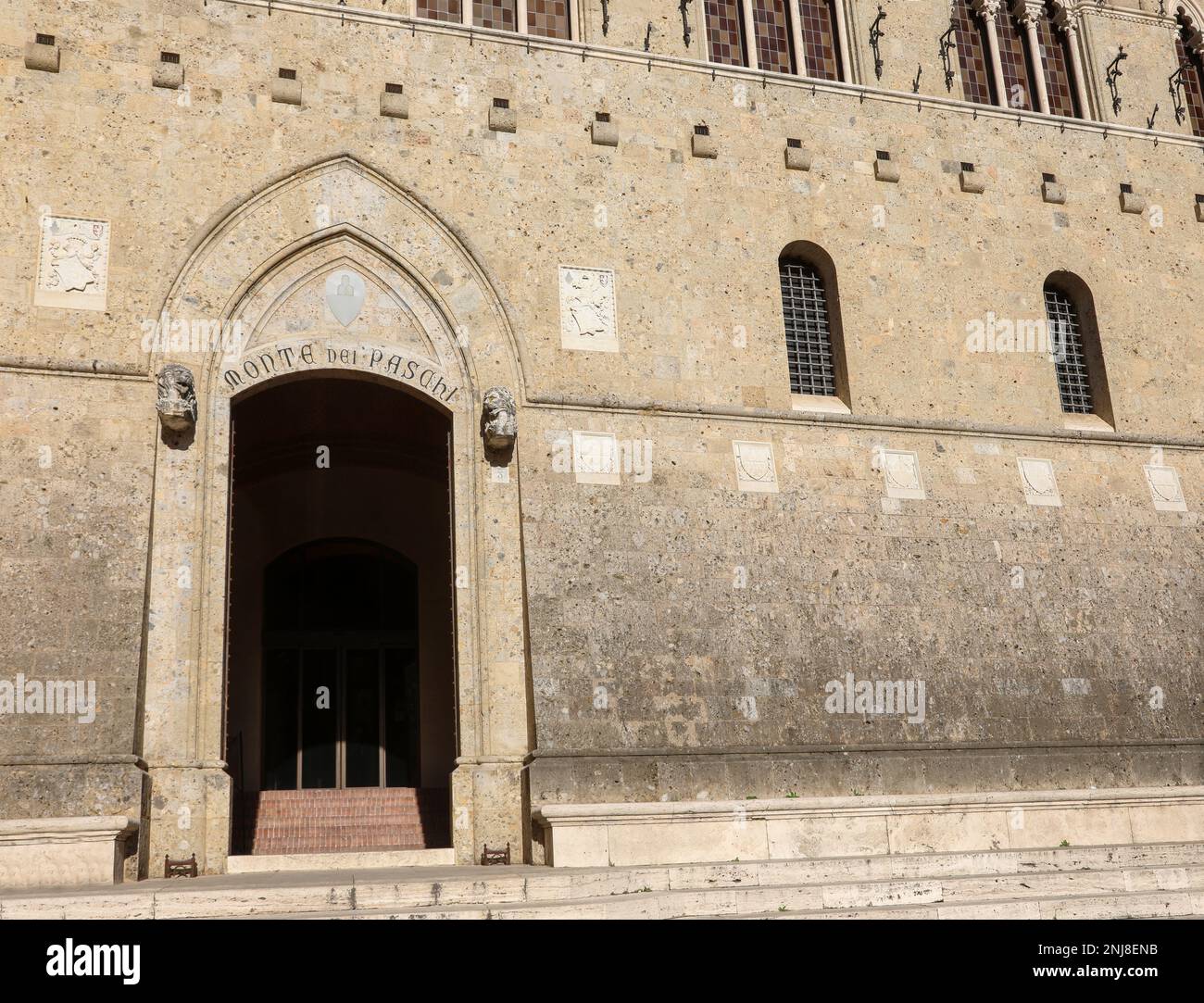 Banca mps hi-res stock photography and images - Alamy