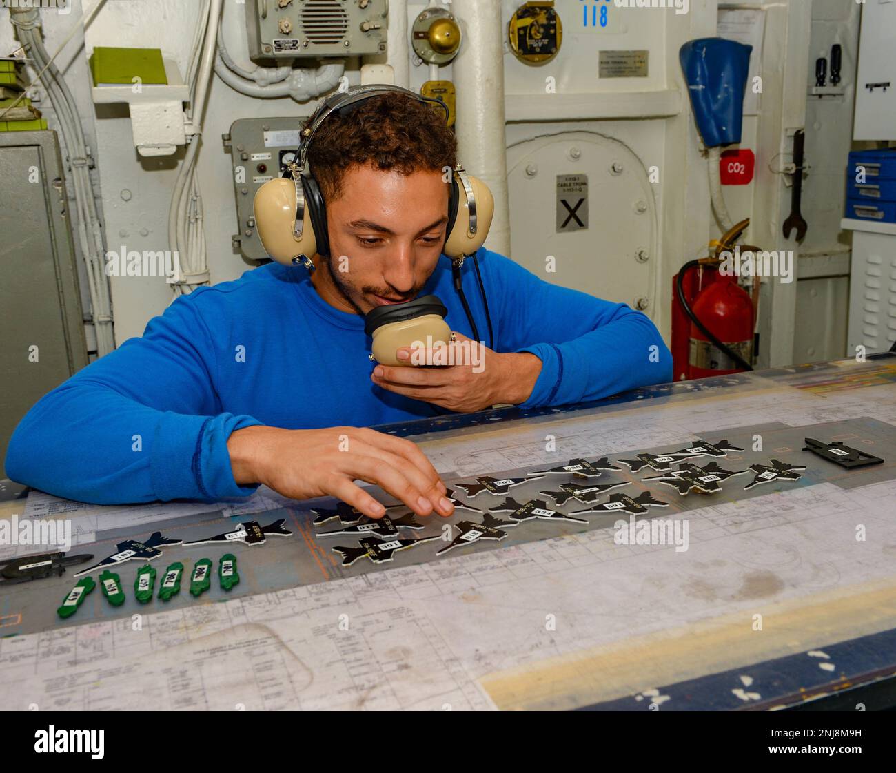 220806-N-FB730-1013 MEDITERRANEAN SEA (Aug. 6, 2022) Airman Dwight ...