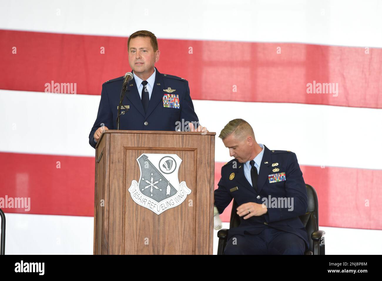 U.S. Air National Guard Col. Mark A. Muckey, outgoing 185th Air ...