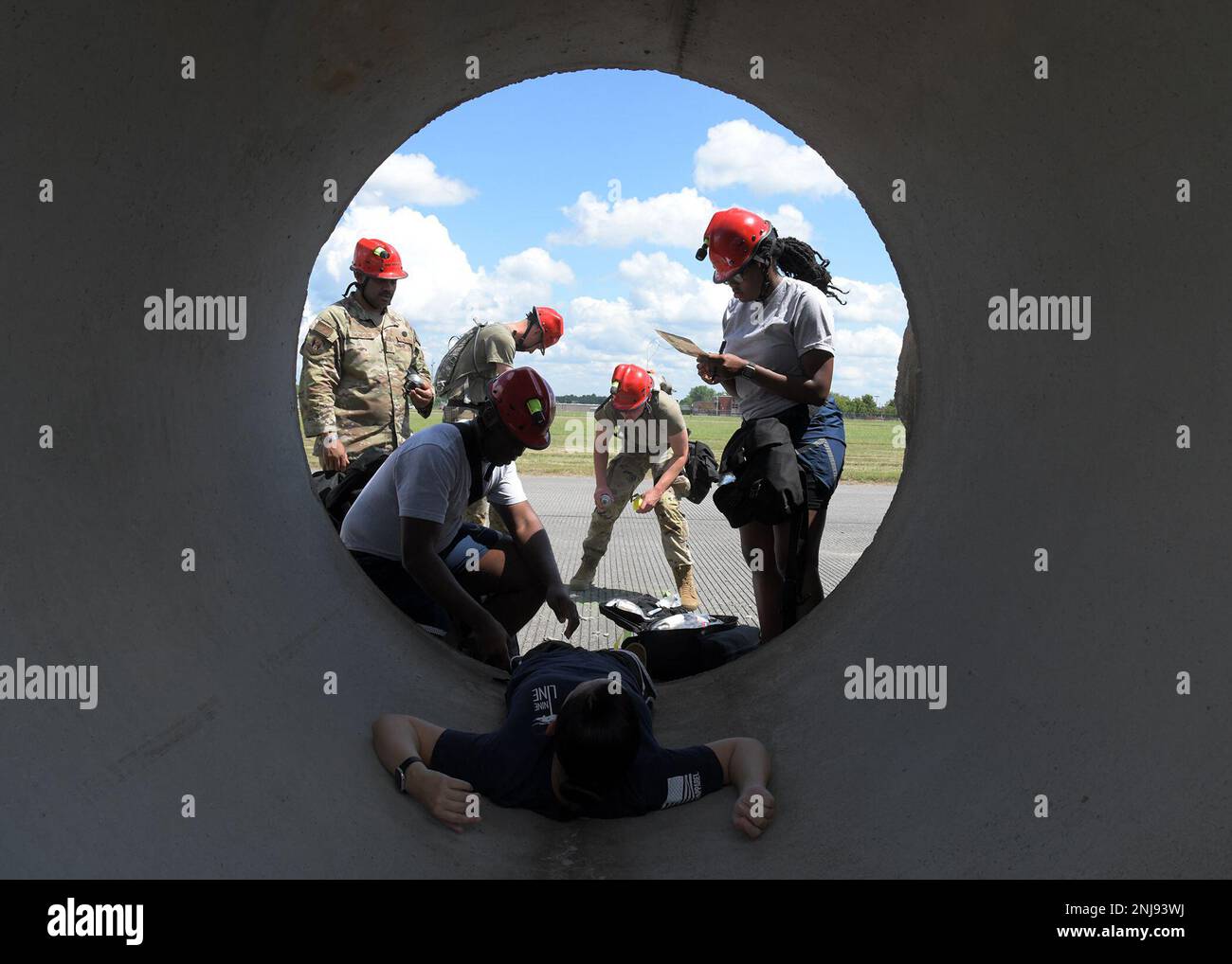 105th engineer battalion hi-res stock photography and images - Alamy