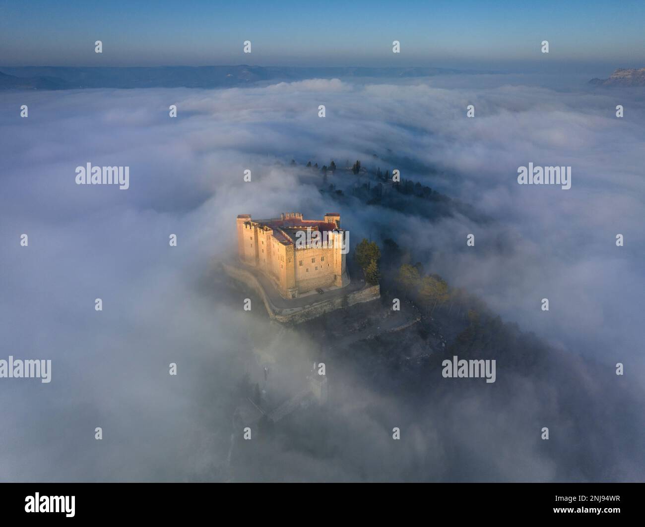Mequinenza castle hi-res stock photography and images - Alamy