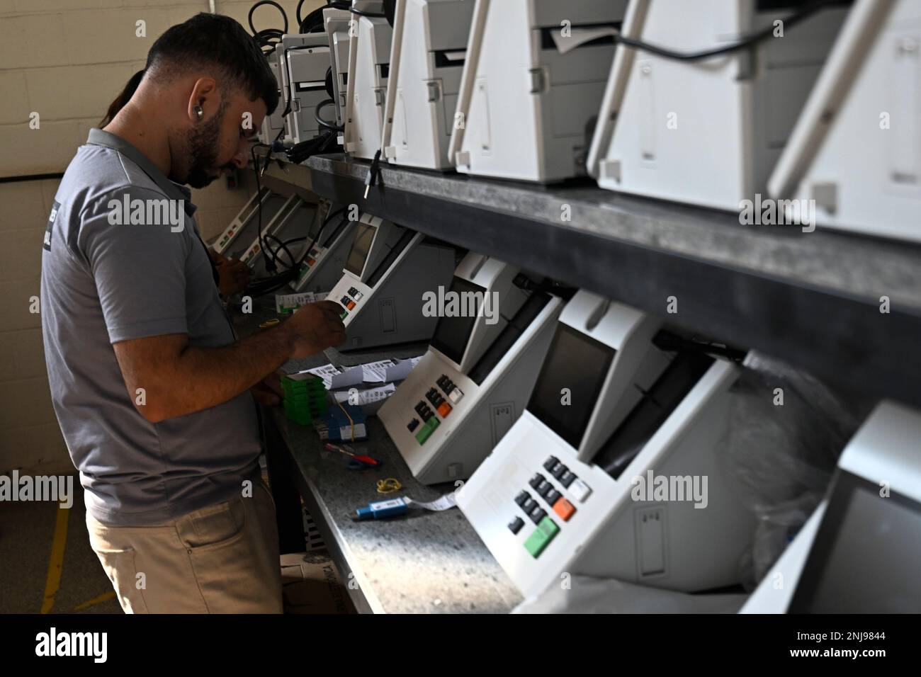 DF - Brasilia - 09/21/2022 - BRASILIA, ELECTRONIC VOTING PREPARATION ...