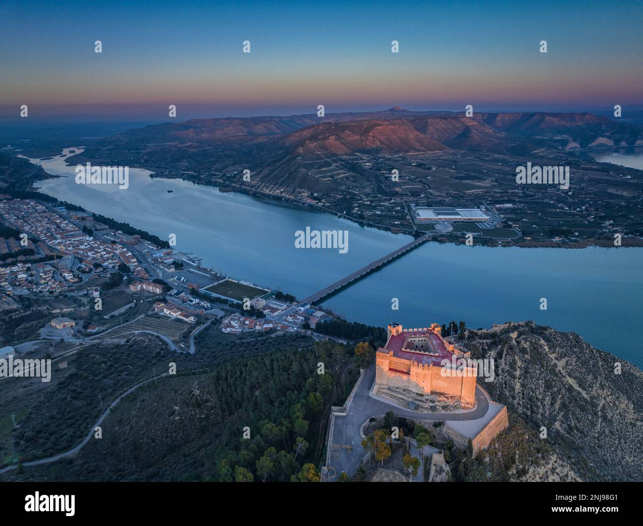 Mequinenza castle hi-res stock photography and images - Alamy
