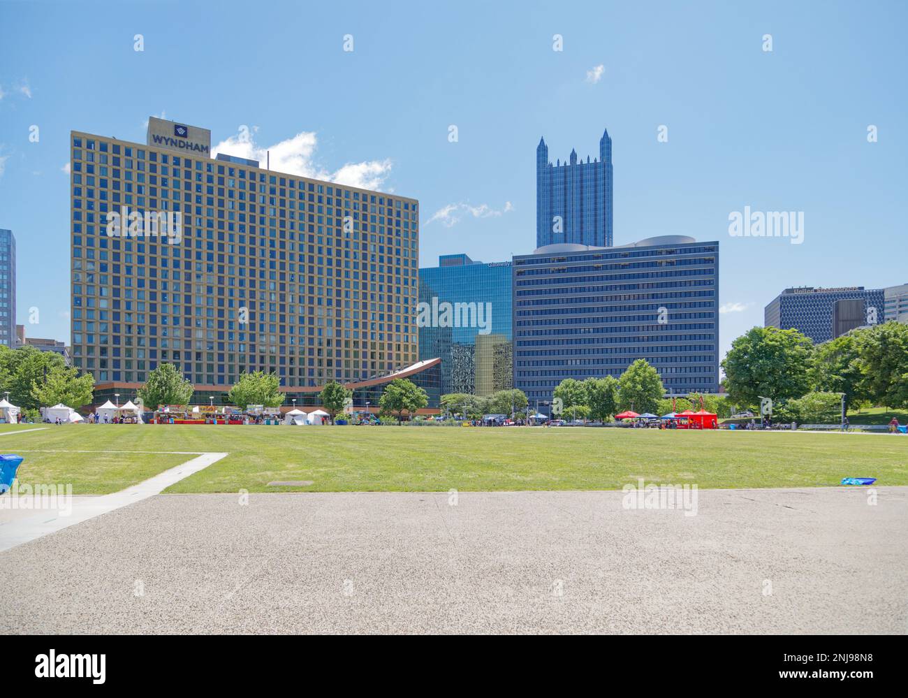 View from Point State Park: Wyndham Grand Pittsburgh Downtown, RiverVue ...