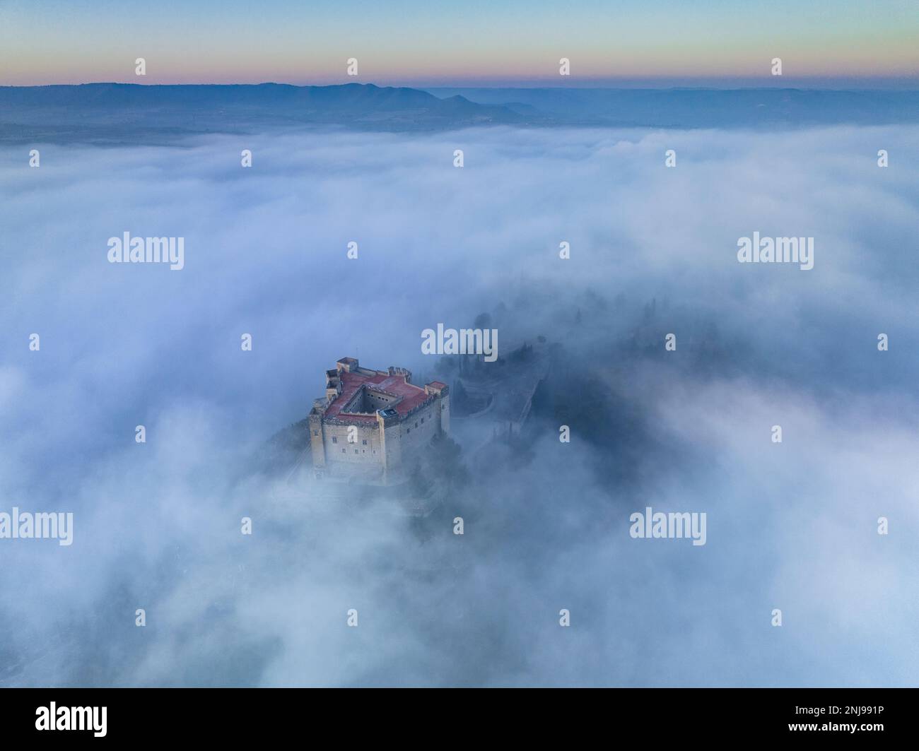 Mequinenza castle hi-res stock photography and images - Alamy