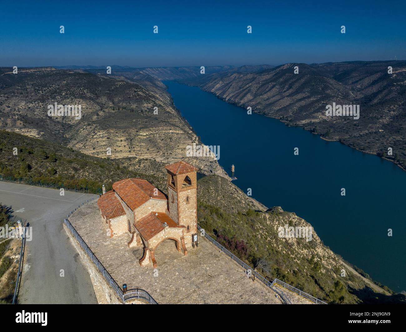 Aerial view of the hermitage of Pilar and the Ebro viewpoint. In the ...