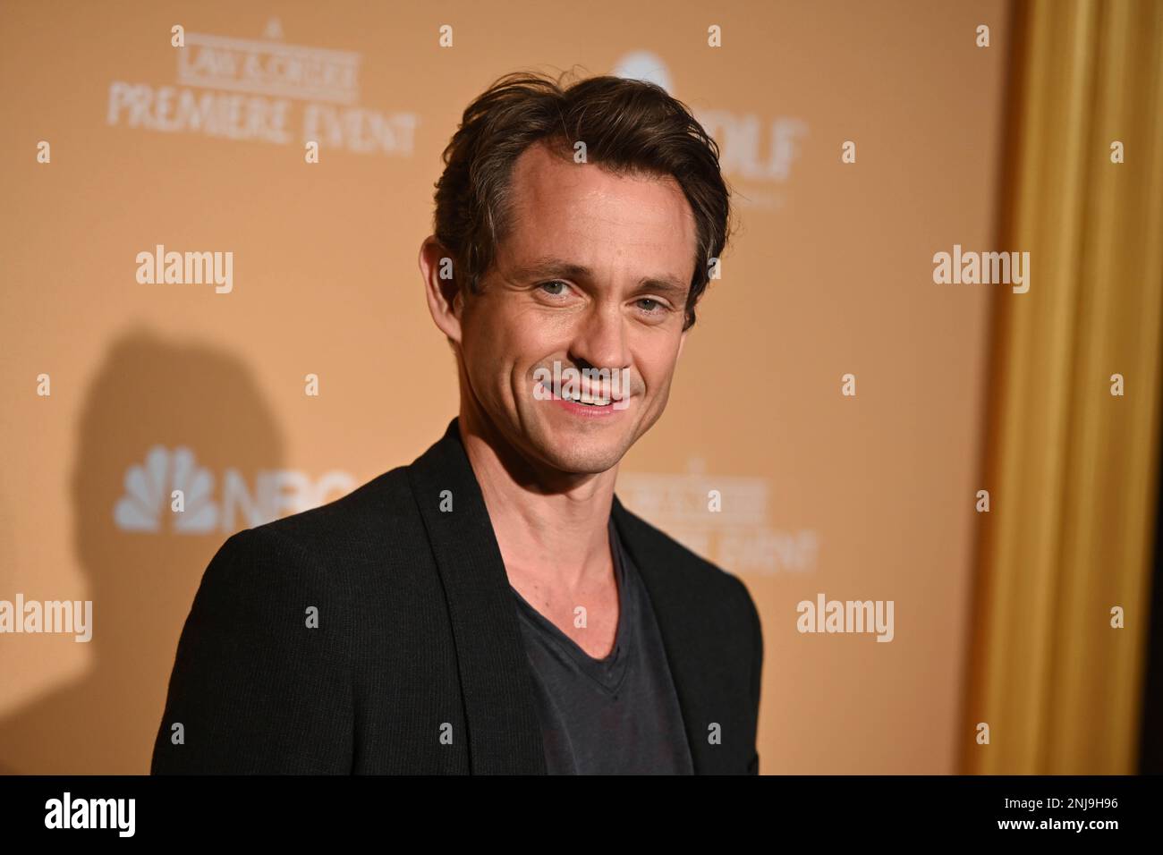 Photo by: NDZ/STAR MAX/IPx 2022 9/19/22 Hugh Dancy at NBC's "Law & Order" Season Premiere at ...