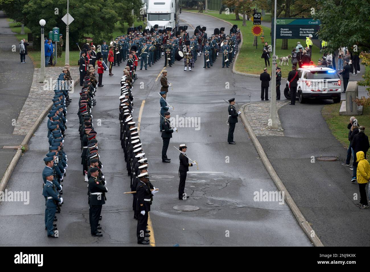 Sailors, soldiers and airmen of the Canadian Forces form up during ...