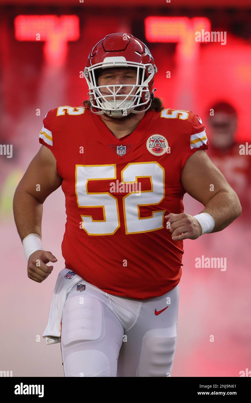 KANSAS CITY, MO - SEPTEMBER 15: Kansas City Chiefs center Creed ...