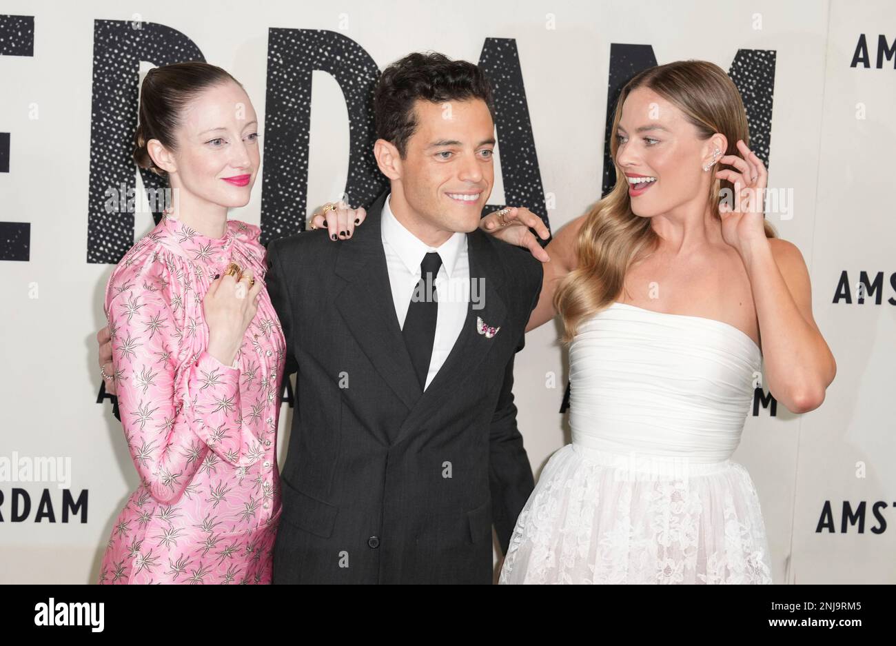 Photo by: John Nacion/STAR MAX/IPx 2022 9/18/22 Andrea Riseborough ...