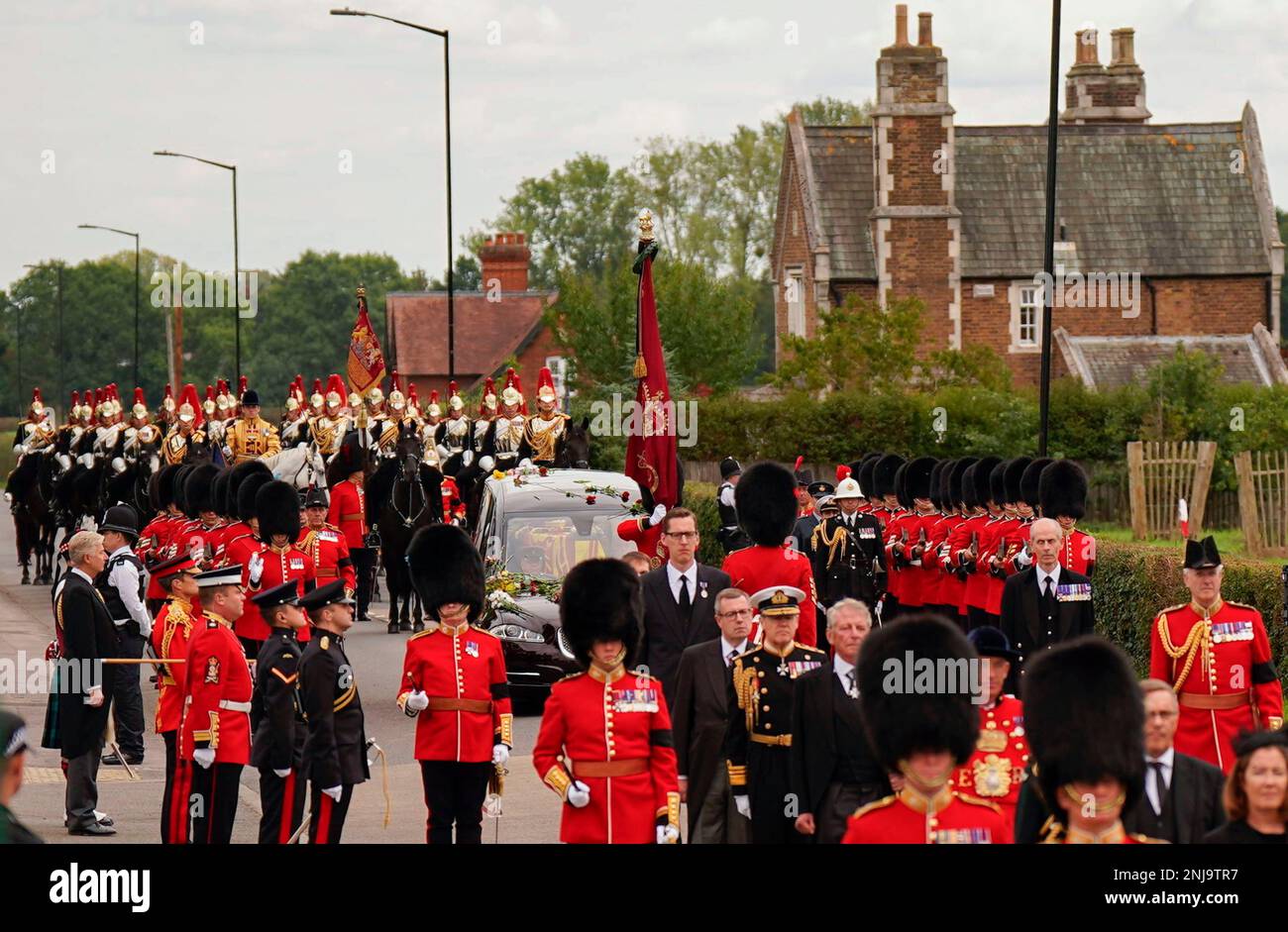 The state hearse carrying the coffin of Queen Elizabeth II, draped in ...