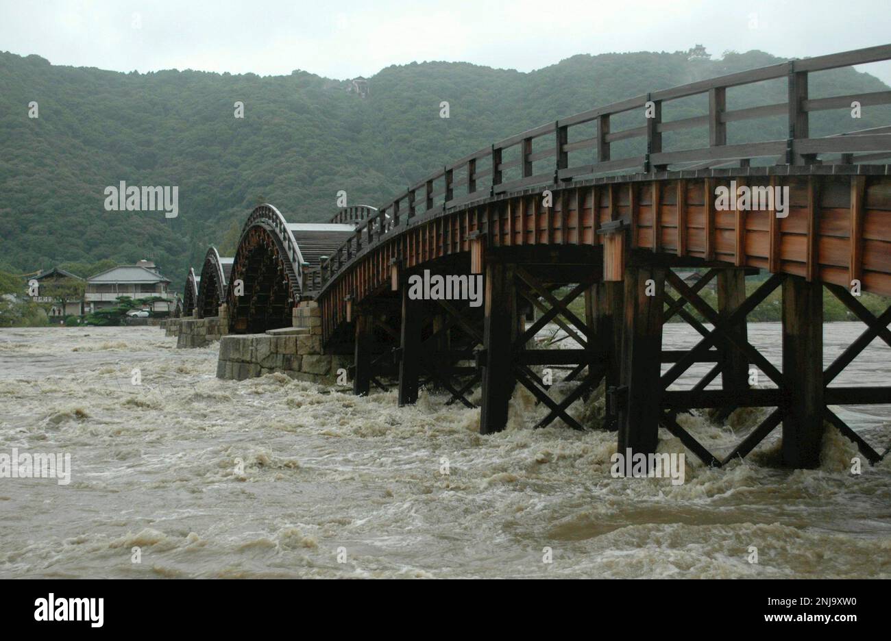Nishiki-gawa River under the Kintai-kyo Bridge, a famous sightseeing ...
